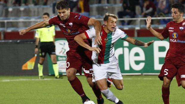 Serie B, 9ª giornata: Trapani-Ternana 2-2, Cosmi non rompe il digiuno Serie B, 9ª giornata: Trapani-Ternana 2-2, Cosmi non rompe il digiuno